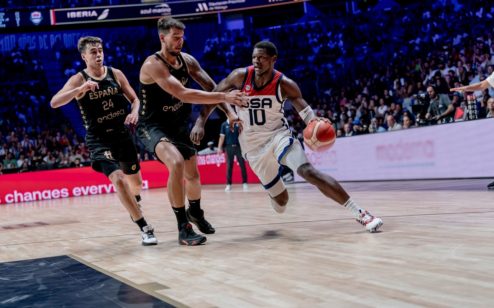 Durable Fixed Floors for Sports Arenas and Dance Studios